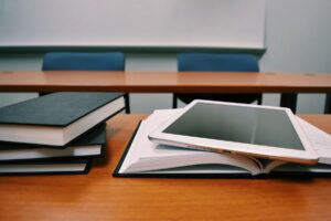 Why Should College Students Audit Classes? - Student Assembly